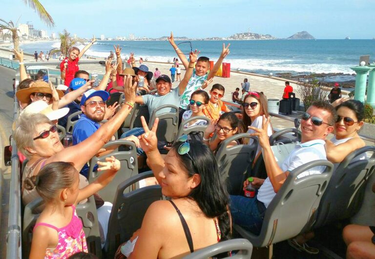 Fun Bus – Mazatlan – La nueva y divertida manera de conocer y re ...